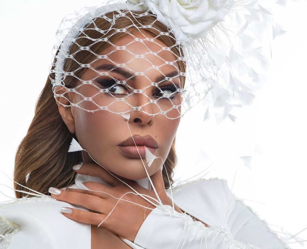 Поп-дива Азербайджана представляет новый клип в свой день рождения-ВИДЕО